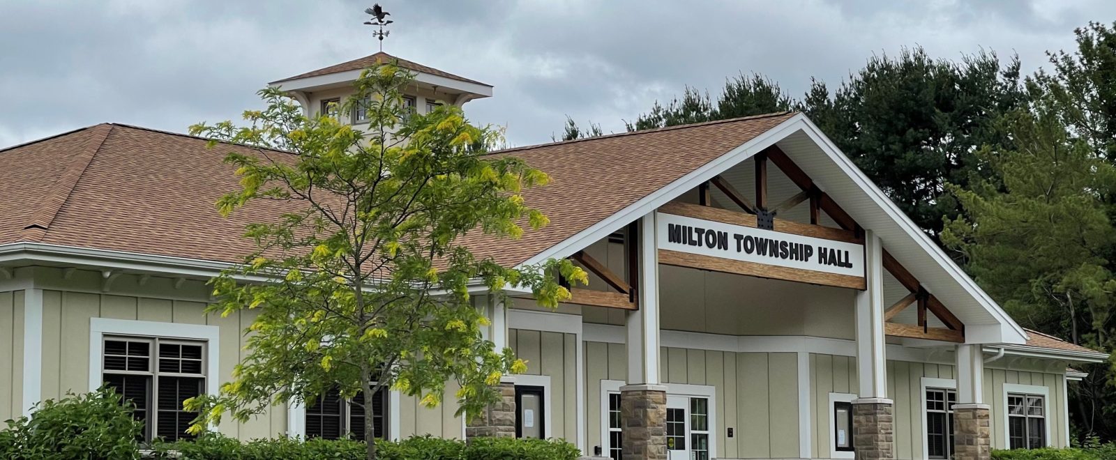 Milton Township, Cass County, MI – 32097 Bertrand St Niles, MI 269-684-7262